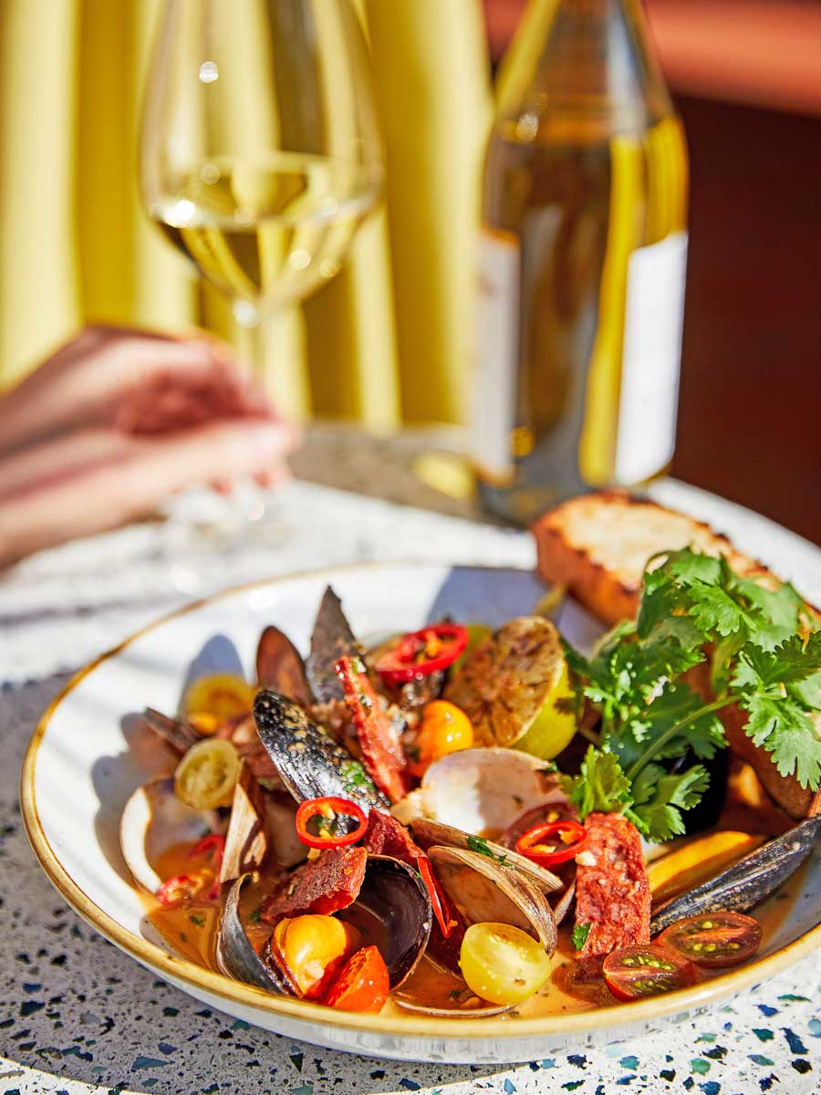 Plaza Del Sol | Mission Bay Bars | San Diego Dining